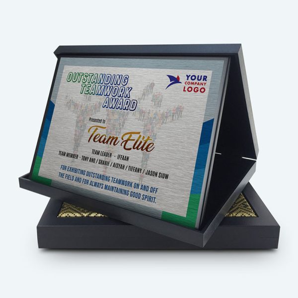7" X 9" Horizontal Budget Plaque With Exclusive Songket Box ...